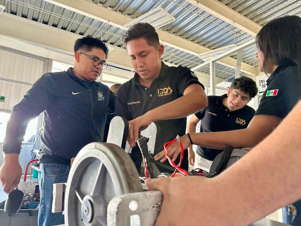 Llegará talento de la UPB de Silao hasta la India - Liderazgo & Crecimiento